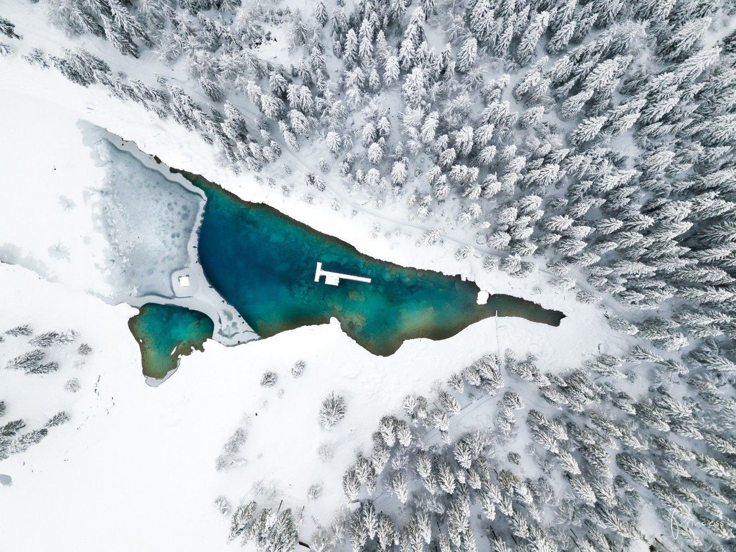 Caumasee im Winter - Ausflugsziele Schweiz | Reiseblog princess.ch