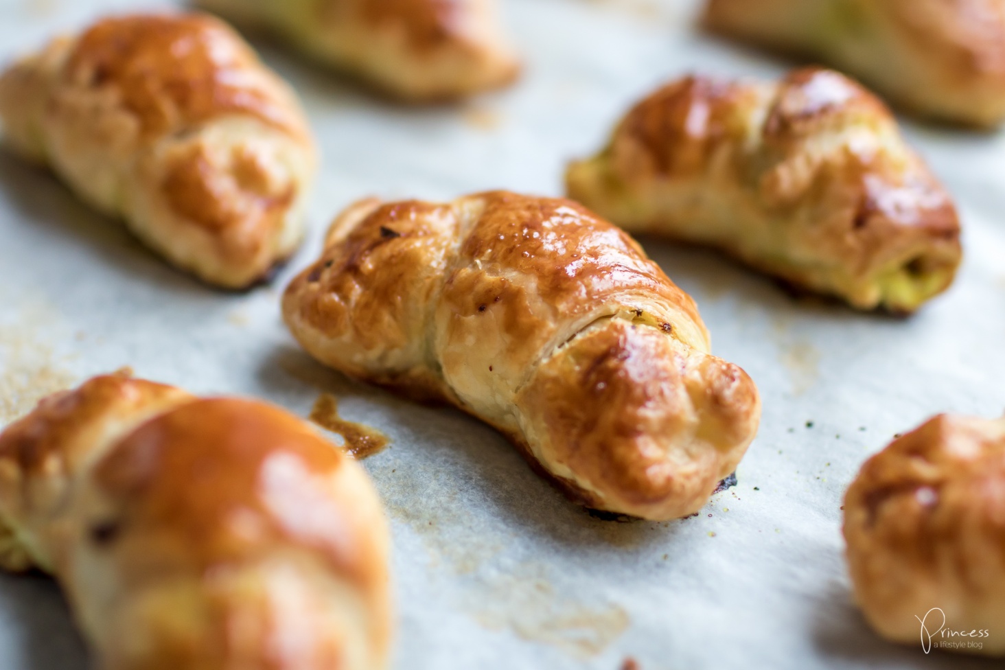 Schinkengipfeli Rezept: einfach und fein zubereitet!