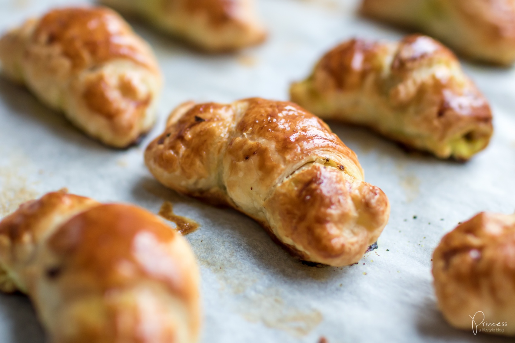 Schinkengipfeli Rezept: einfach und fein zubereitet!