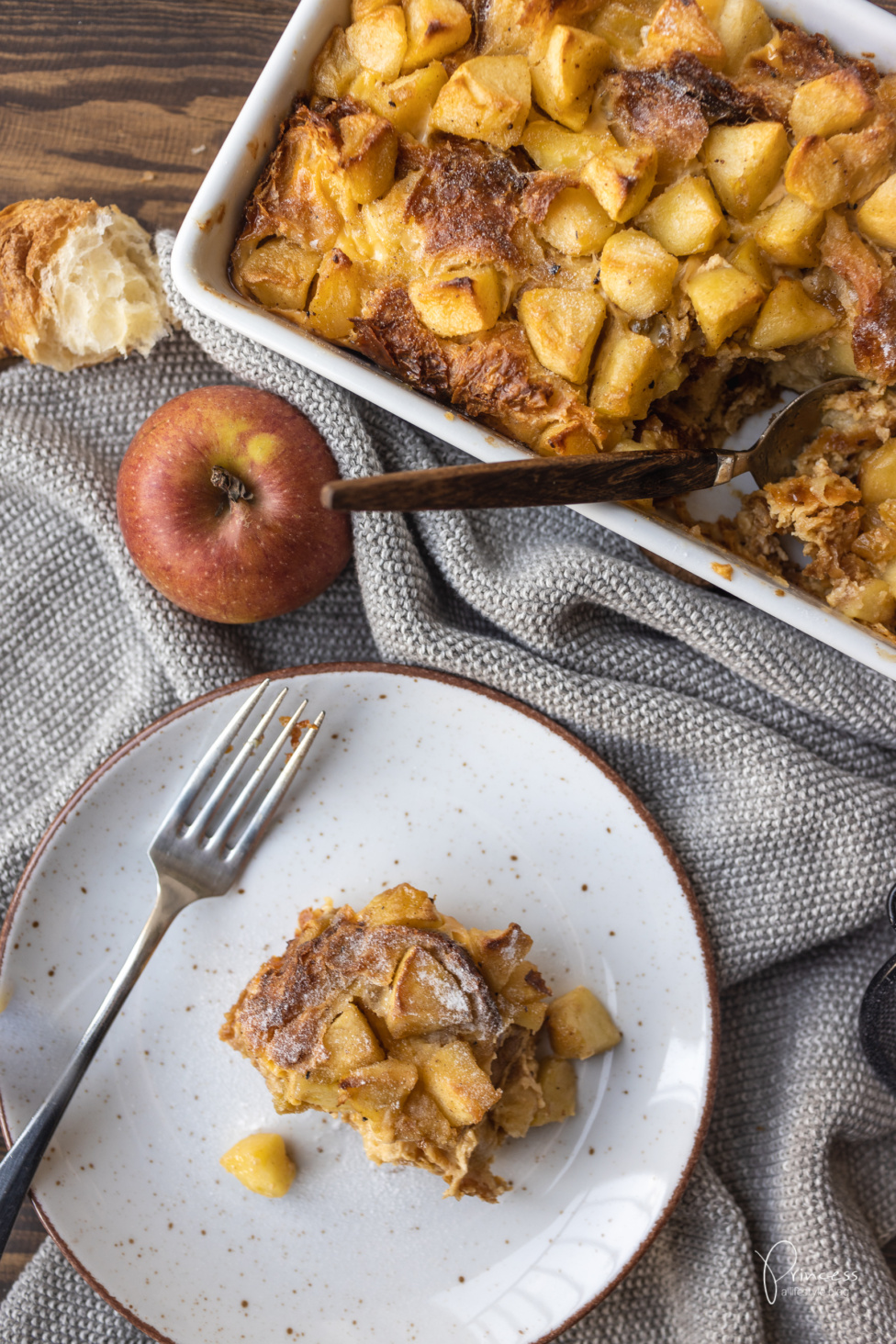 Apfel-Brot-Pudding aka Scheiterhaufen - Foodblog Princess.ch